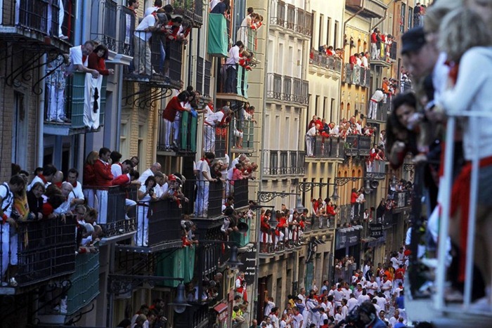 Festival of San Fermin 2010 (Day 2): Bull Running | Amusing Planet